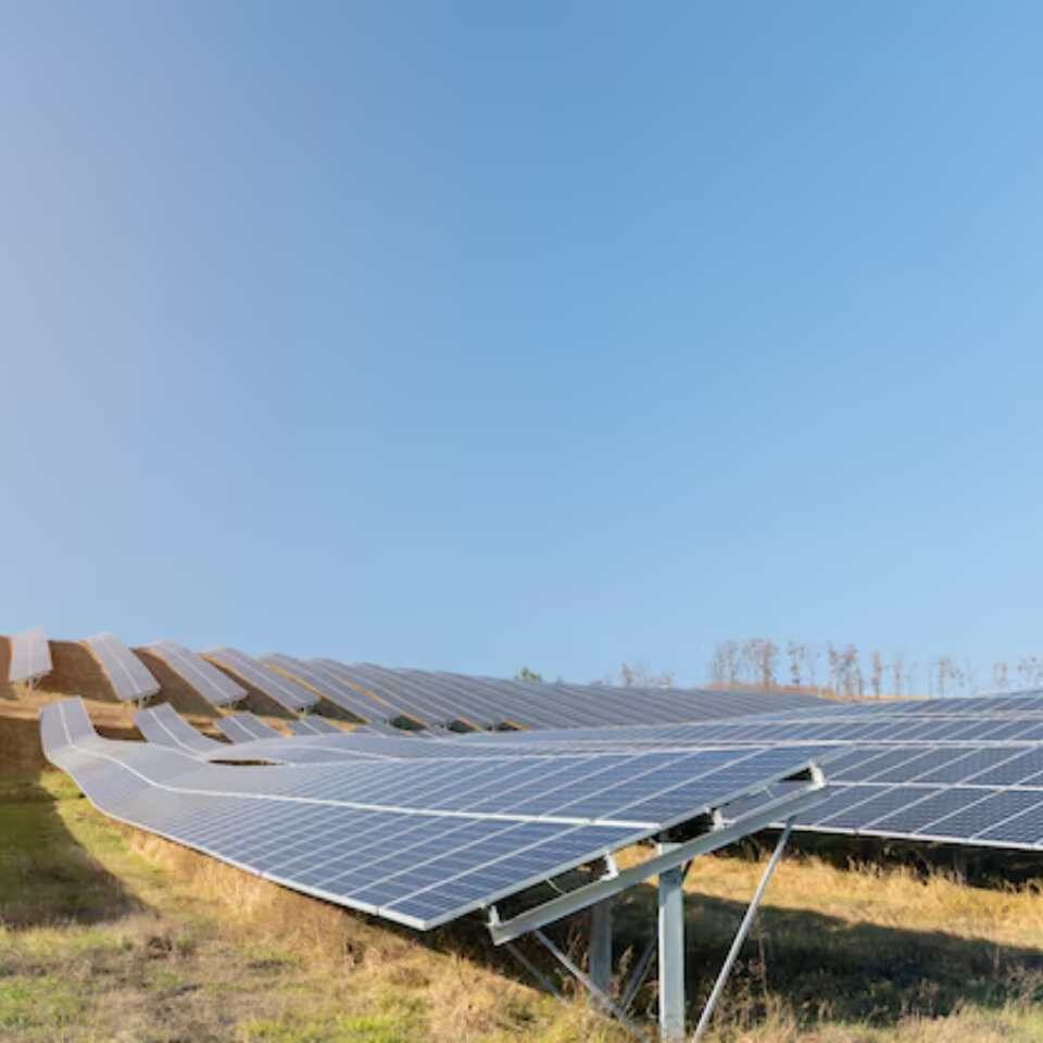Bell Curve in Solar Peak Generation and Its Impact on the Grid - Solar ...